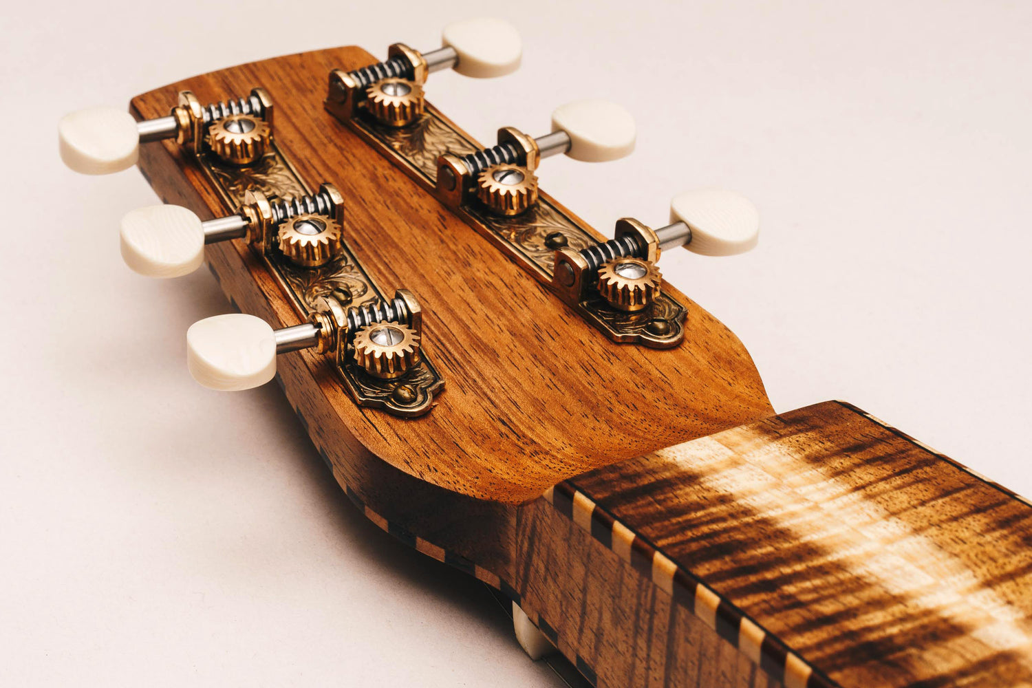 No. 400 | Richard Wilson Guitars